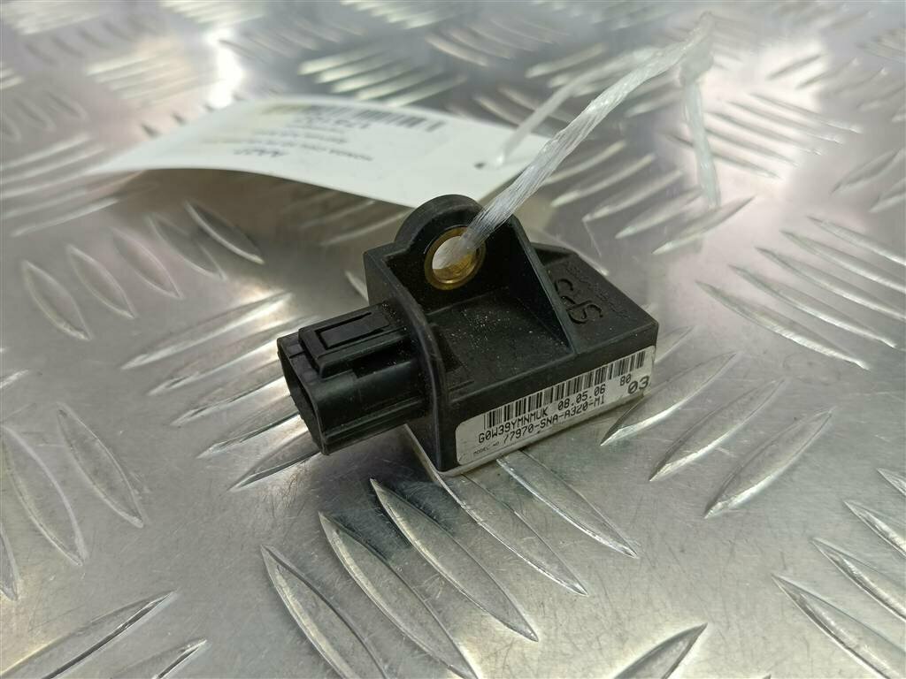 Датчик удара (AIR BAG) Б/У для HONDA Civic VIII (2005—2009) 77970SNAA32