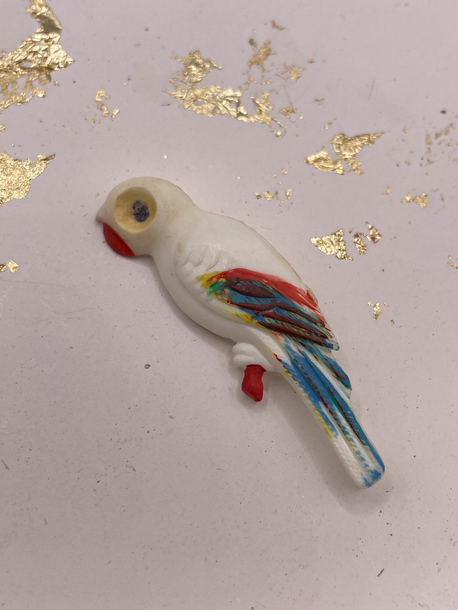 Винтажная пластикова брошь, попугай