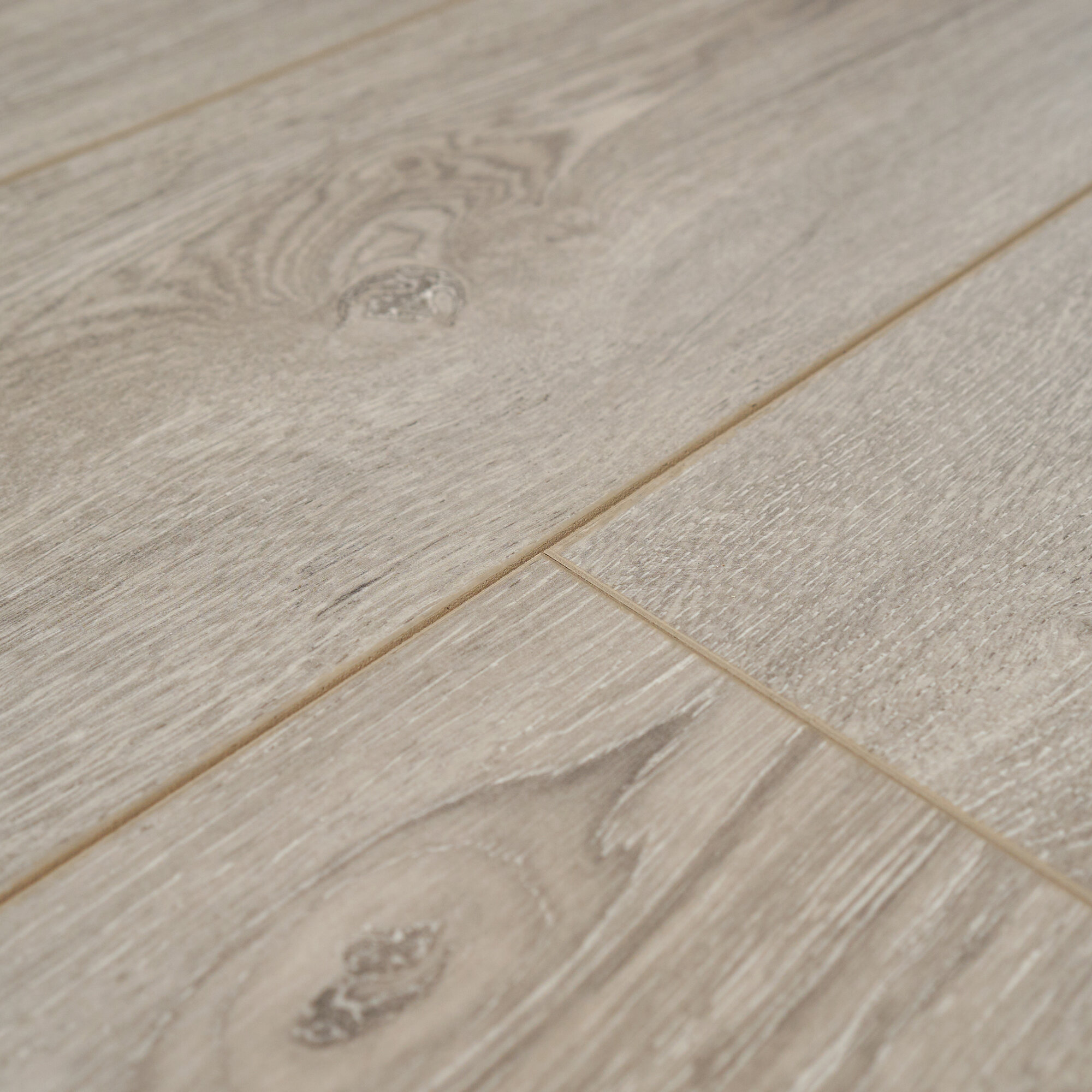 Ламинат Tarkett Taiga Первая Сибирская Ясень серый (в уп. 6 шт./1.503 м2)