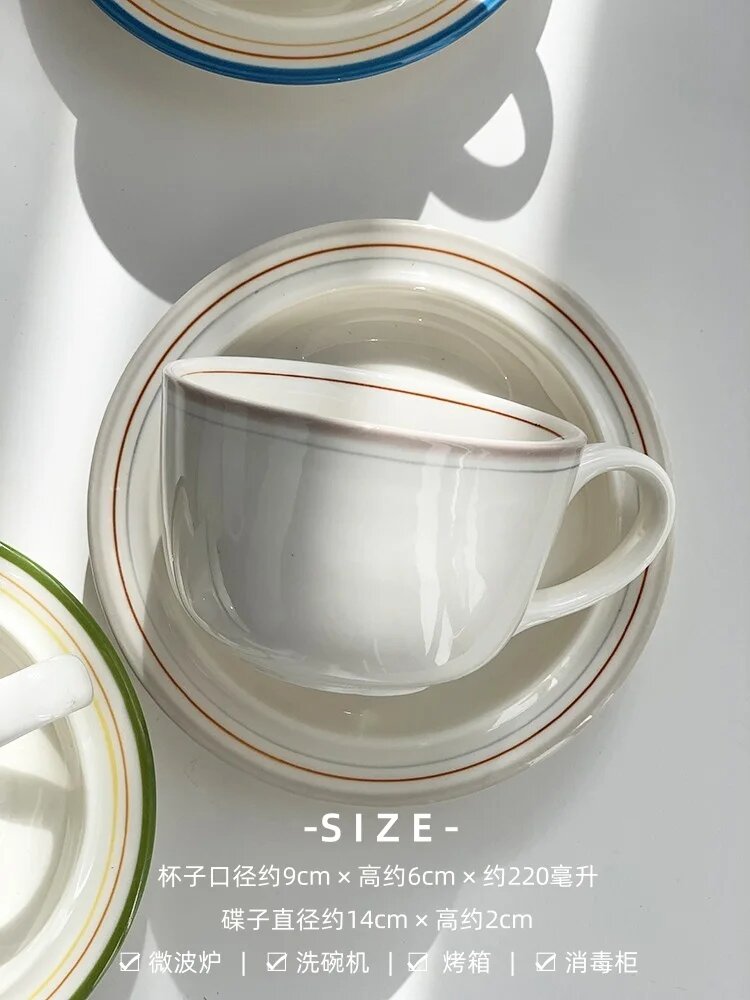 Керамическая тарелка в полоску cup saucer