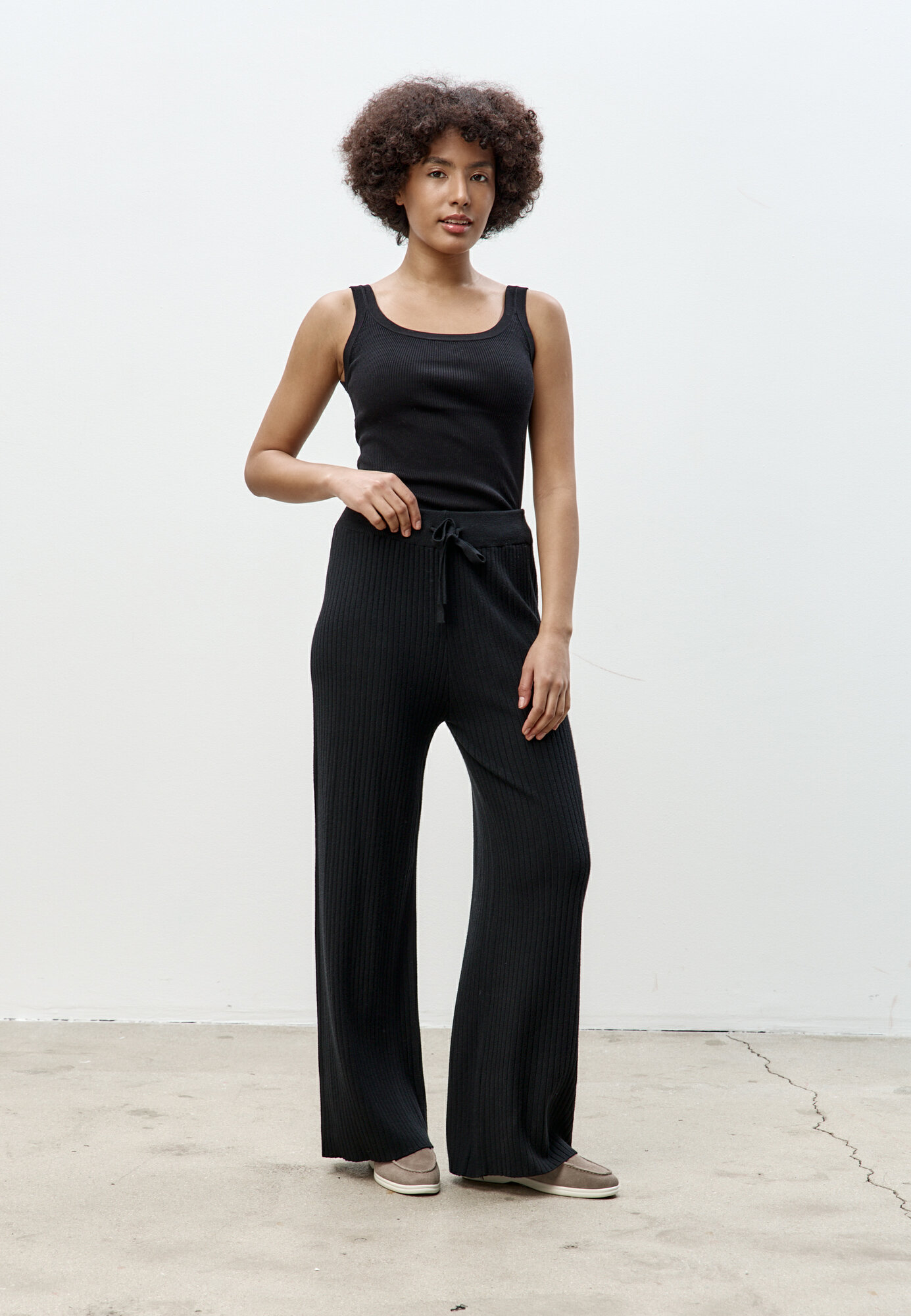 Брюки трубы