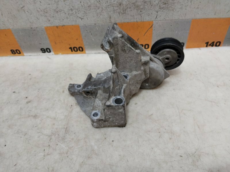 Б/У 2.0 Кронштейн генератора Ford Focus 2001 1, DAW 477457 FORD арт. F8RZ10A313AA