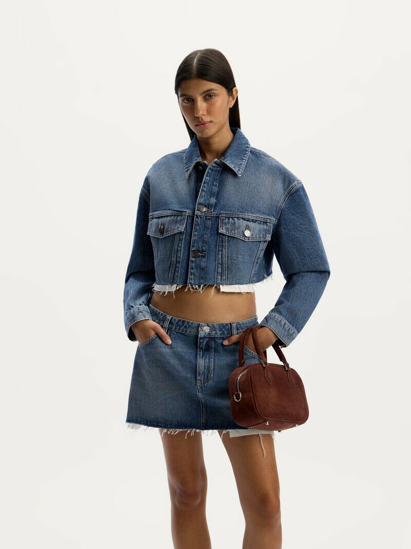 Куртка джинсовая