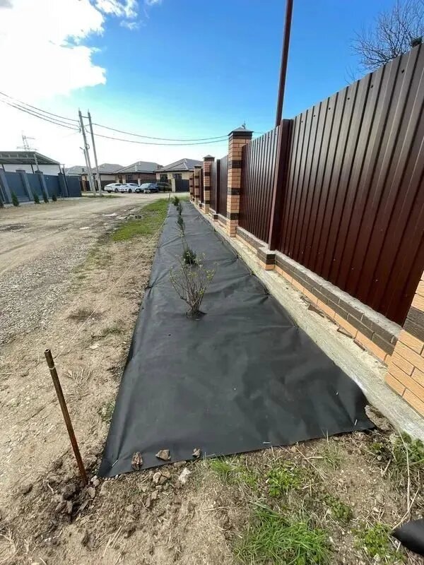 Высокопрочный геотекстиль 150 г/черный шириной 0,8 м * длиной 50 м, без 100 гвоздей, под керамическую плитку, материал для укрытия растений