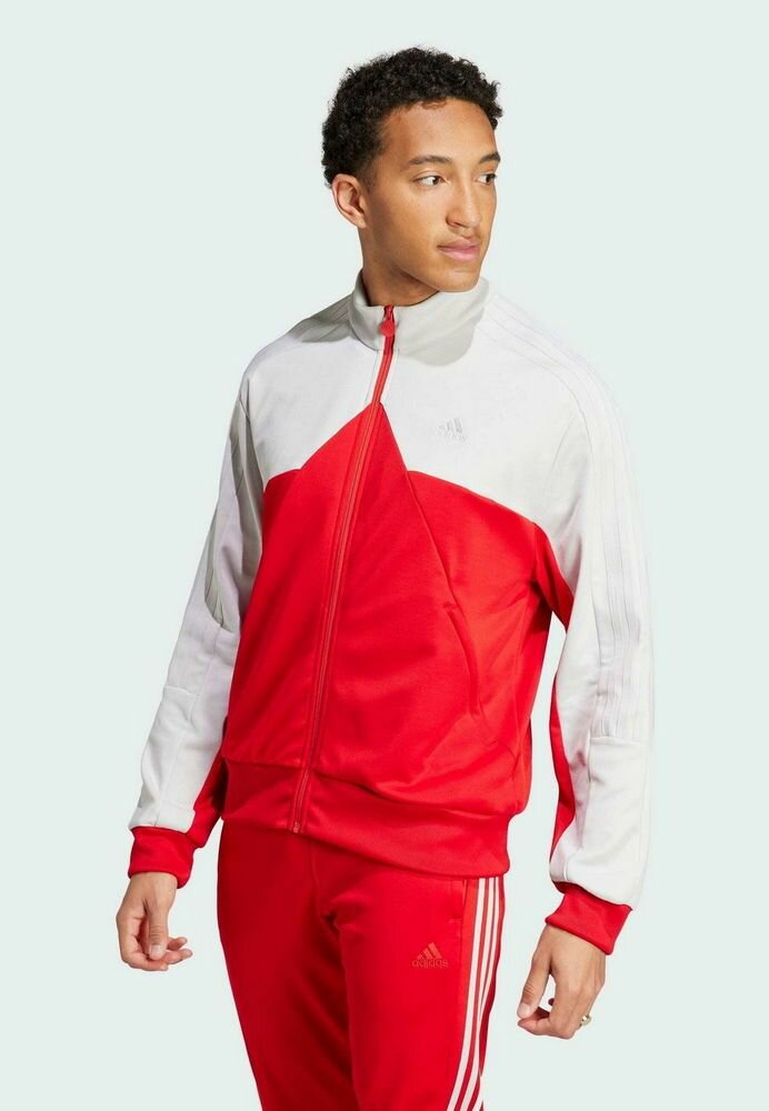 Костюм спортивный Tiro Track