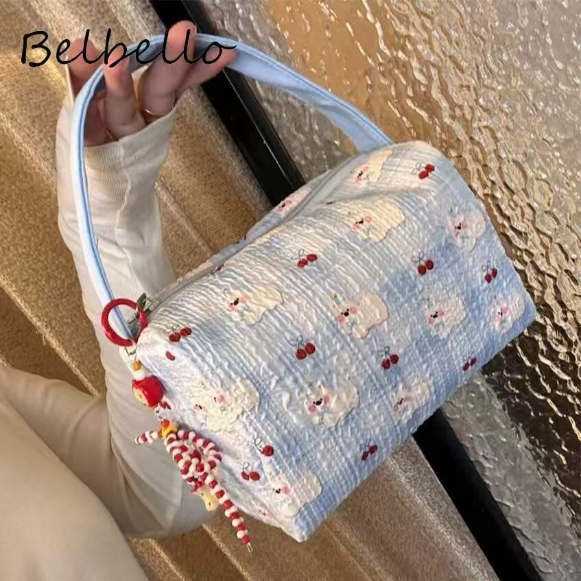 Новая косметичка с изображением мультяшного кота, удобная сумка для макияжа и туалетных принадлежностей, вместительная трехмерная дорожная сумка для хранения.