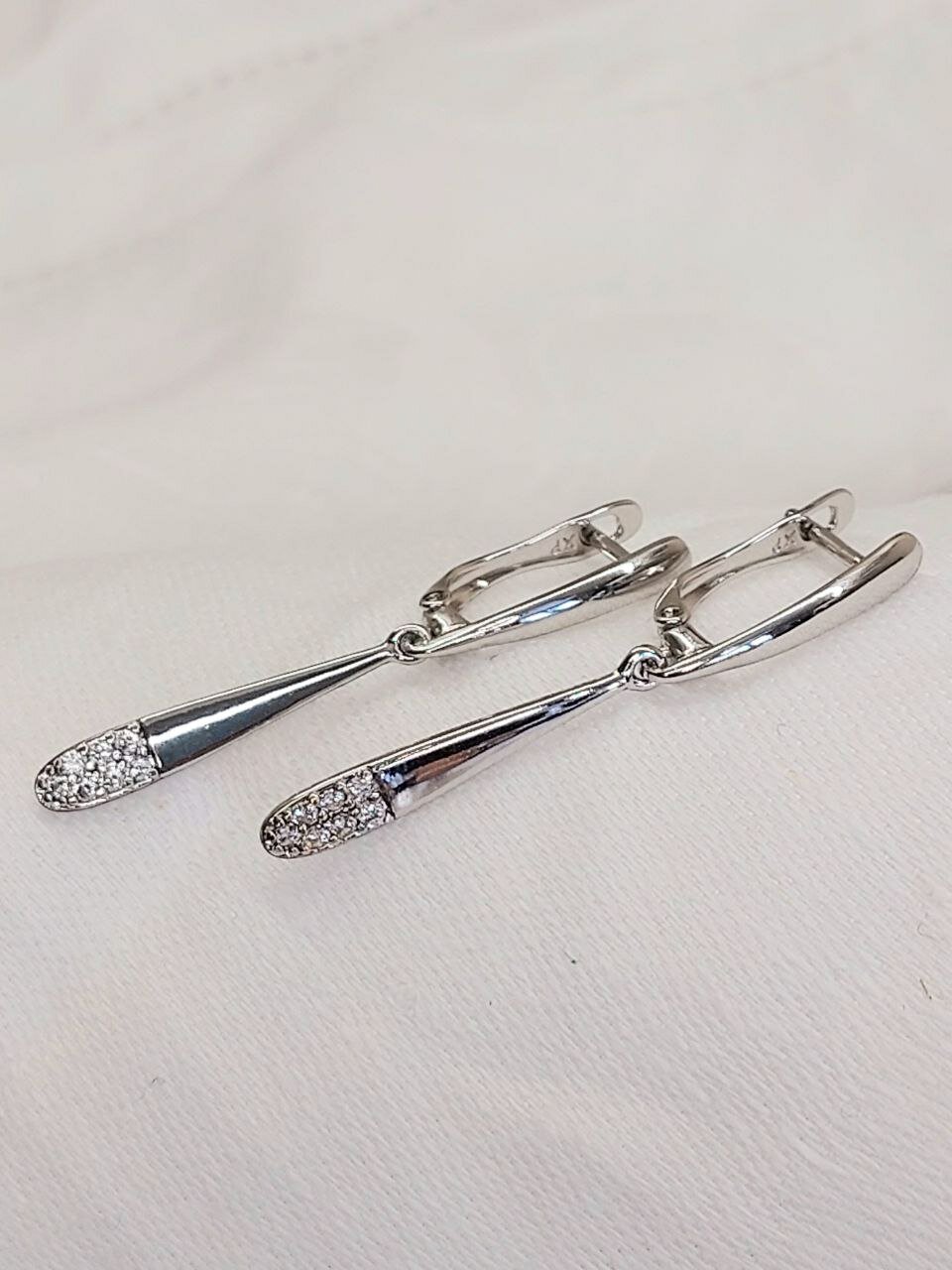 Серьги с подвесками, фианит