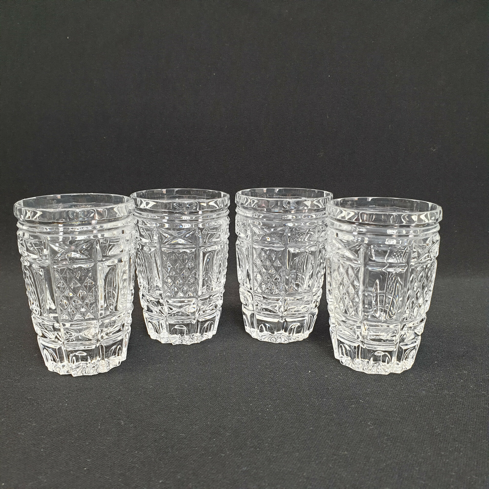 Винтажный набор стопок 4 шт 60 мл, хрусталь, СССР.