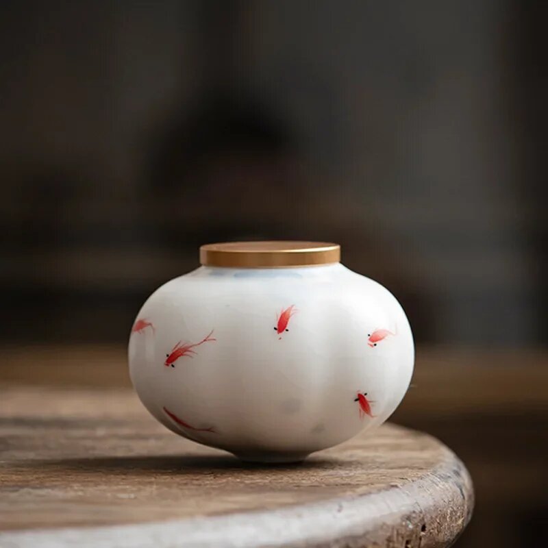 Белая чайница Ru Ware с рыбами, Small tea leaf jar B