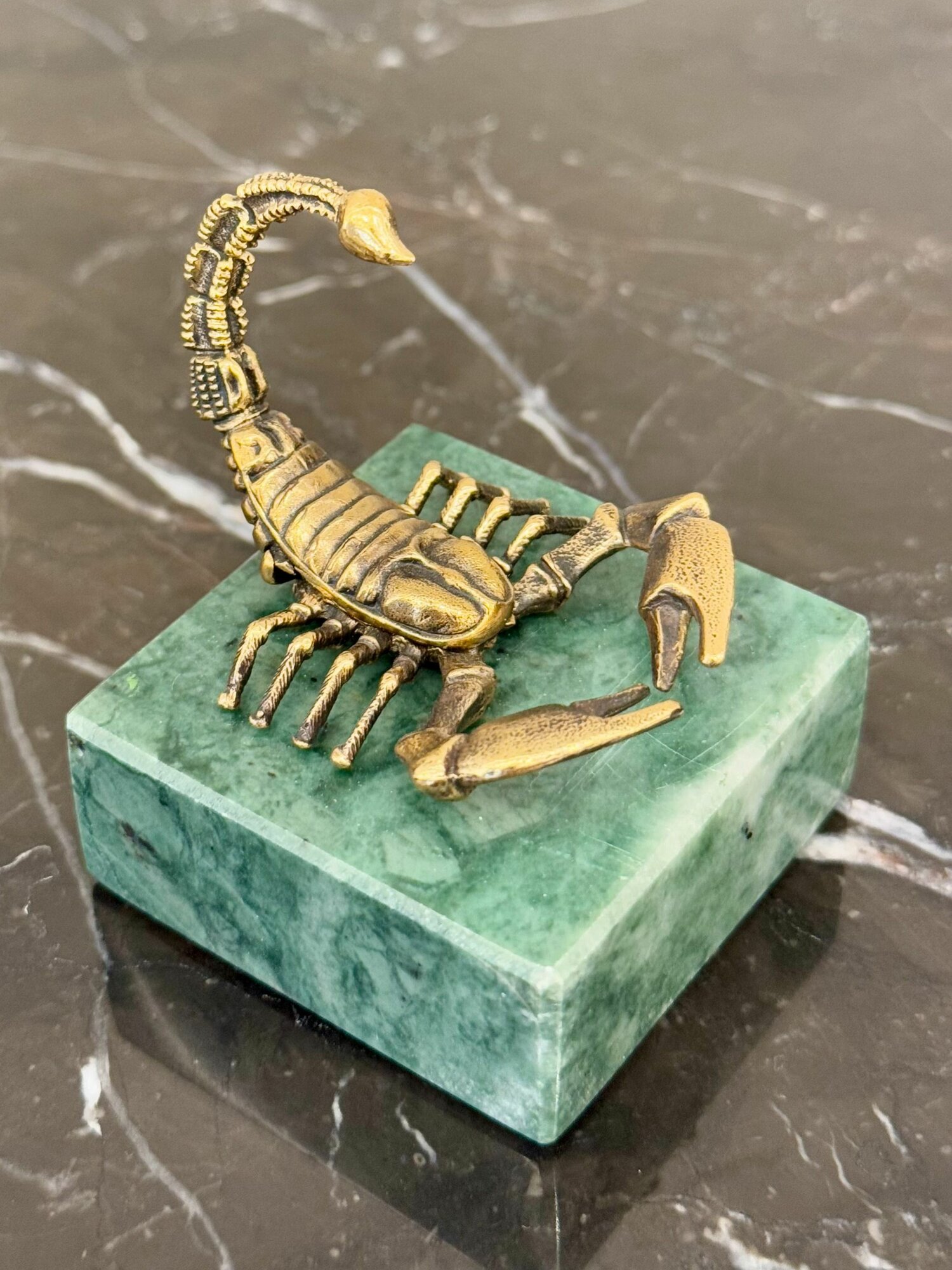 Статуэтка Скорпион большой, для интерьера и декора, сувенир подарочный, бронзовое литье