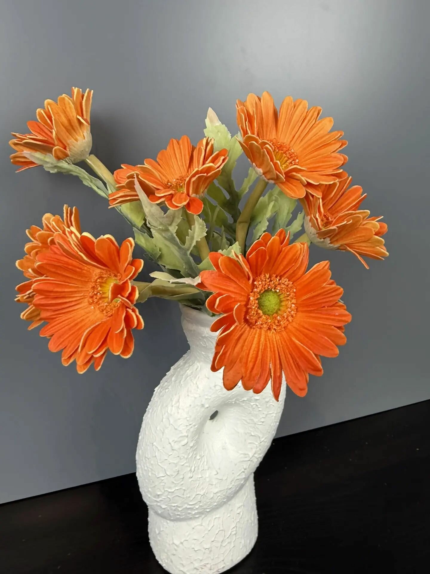 Цветы искусственные для декора флористов премиум Гербера из силикона букет 7 веток 32 см оранжевая