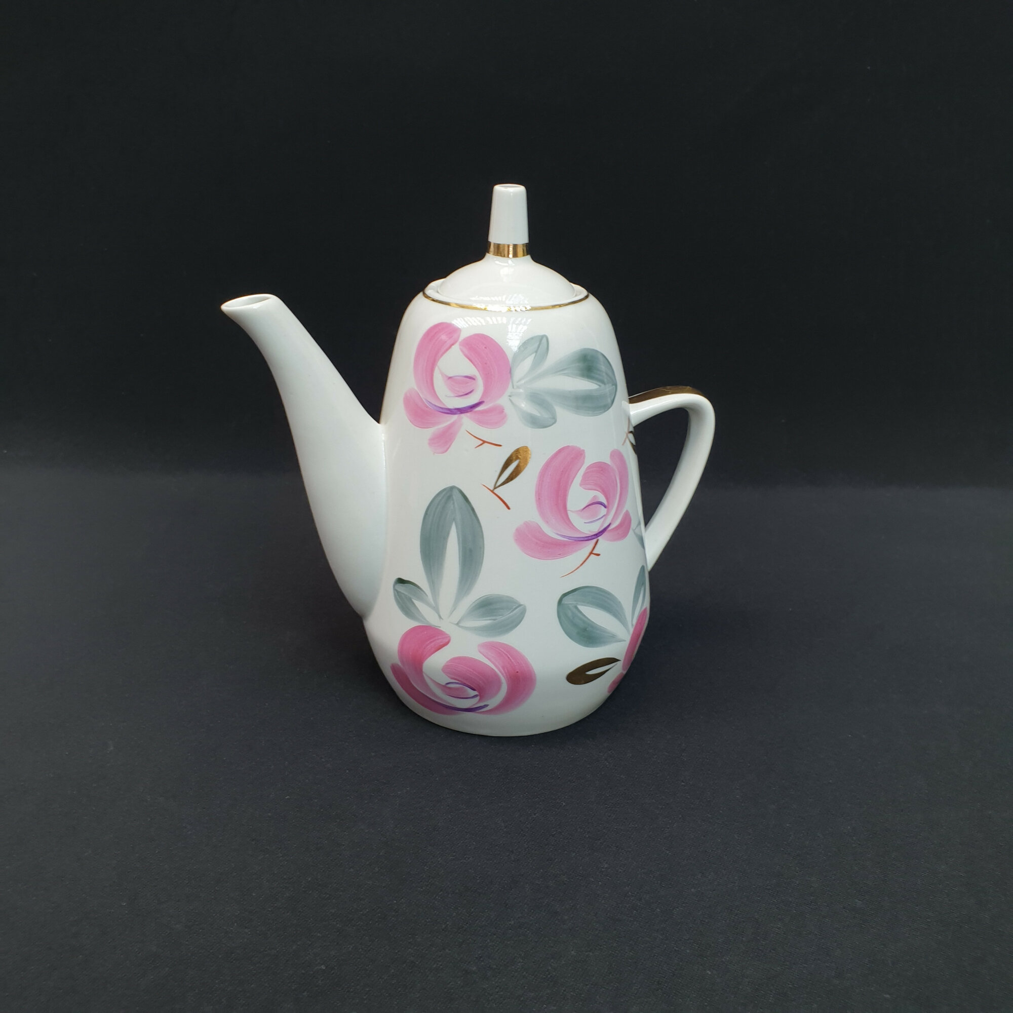 Винтажный чайник Чайка, фарфор золочение роспись 0.85 л, СССР