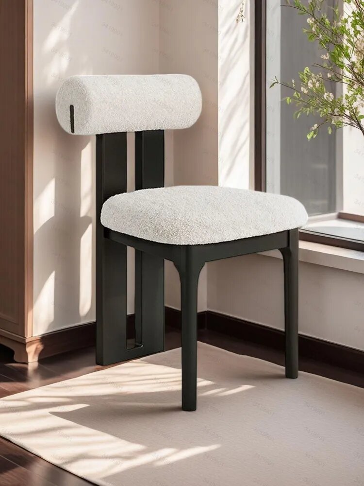 Табурет Hippo Chair в виде бегемота, 1 шт. белого цвета для гостиной, из металла с мягким сиденьем букле — фото 1
