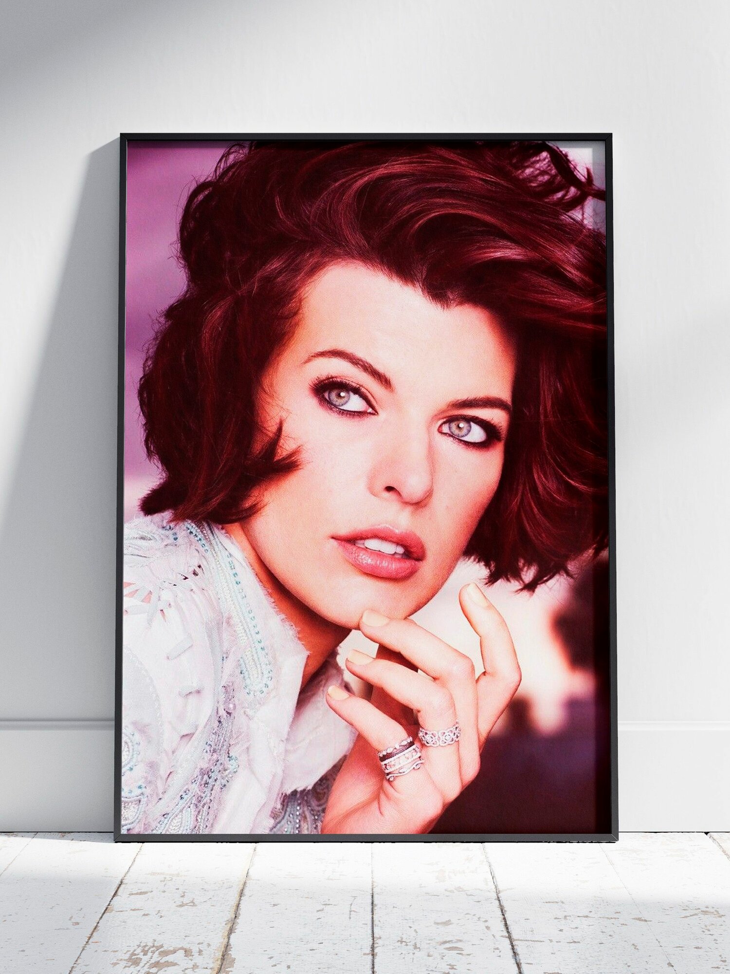Плакат на стену для интерьера Мила Йовович (Milla Jovovich 11) - Постер по актеру фильма, кино, сериала формата A4 (21x30 см)