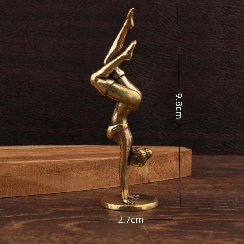Статуэтка бронзовый, высота 7.1 см, длина 2.72 см