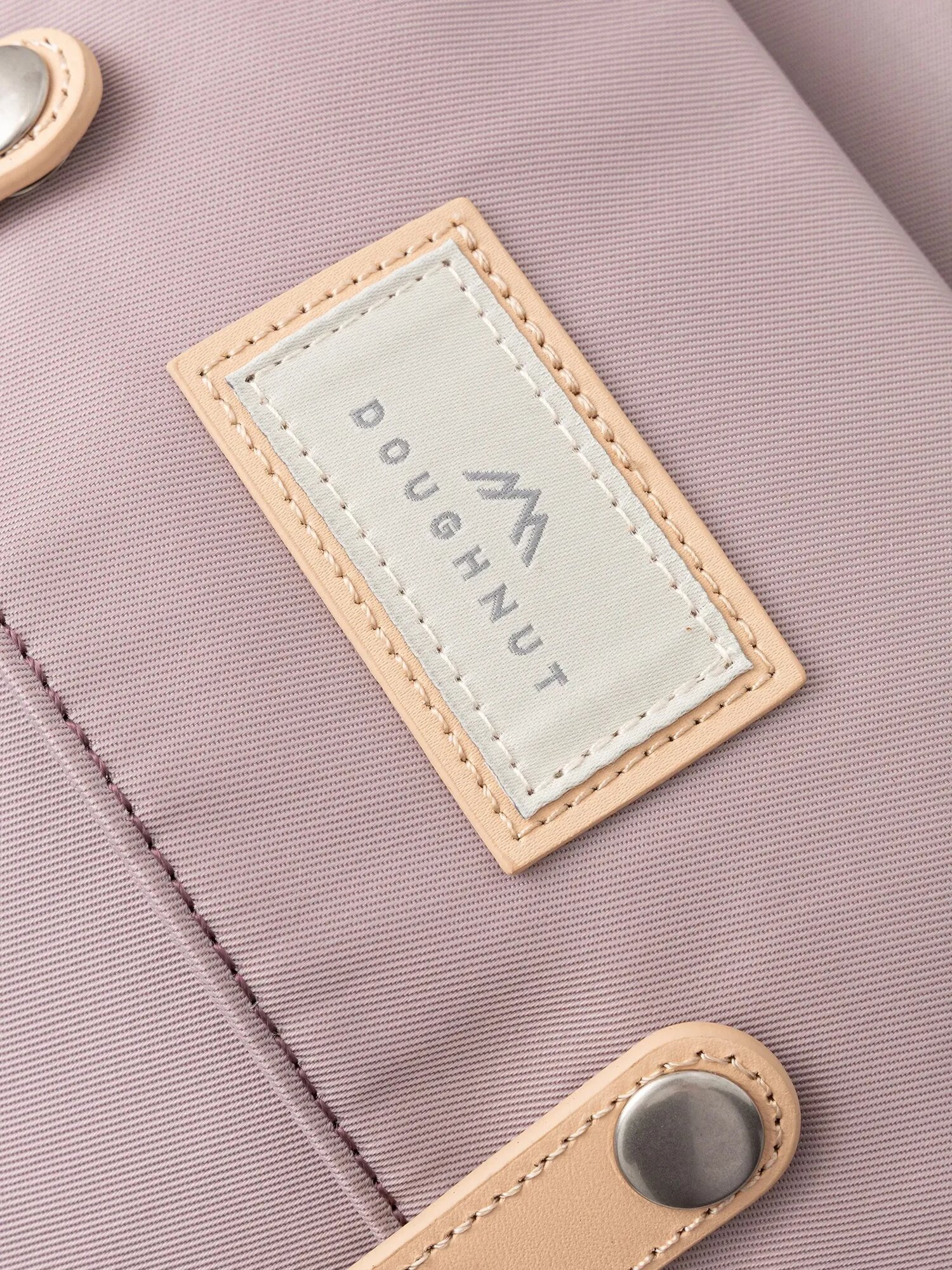 Сумка Doughnut Macaroon buckle-detail backpack, purple — фото 1