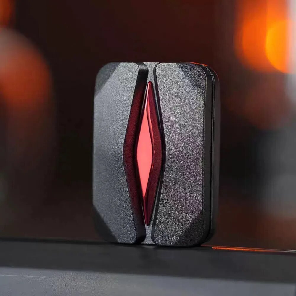 Металлическая декомпрессионная игрушка для взрослых EDC card/ fingertip top /подарок на день рождения