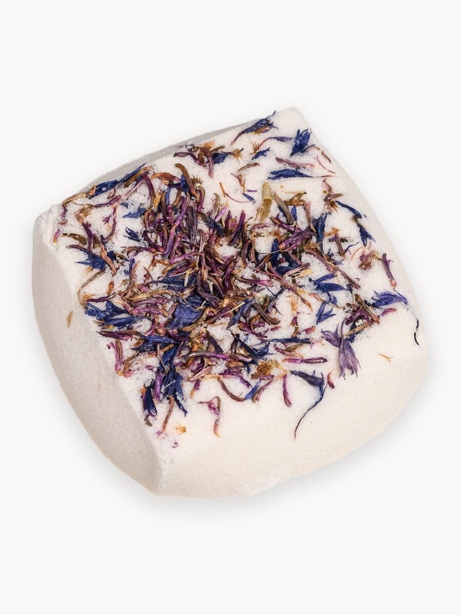 Daily Bliss, Увлажняющая бомбочка натуральная для ванны, с эфирным маслом лаванды, кокосовое молочко для ванн