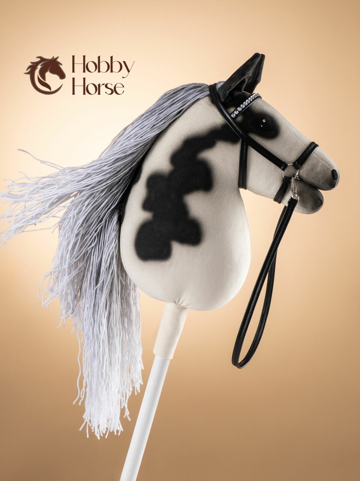 Хоббихорс, лошадь на палке