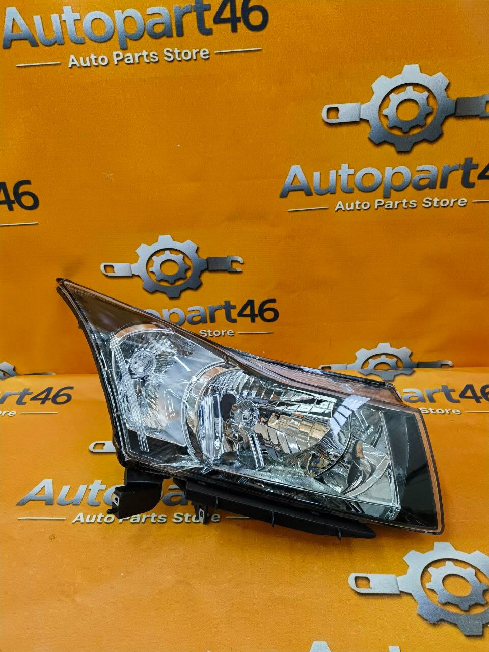 Фара правая черная электрокорректор Шевроле Круз Chevrolet Cruze