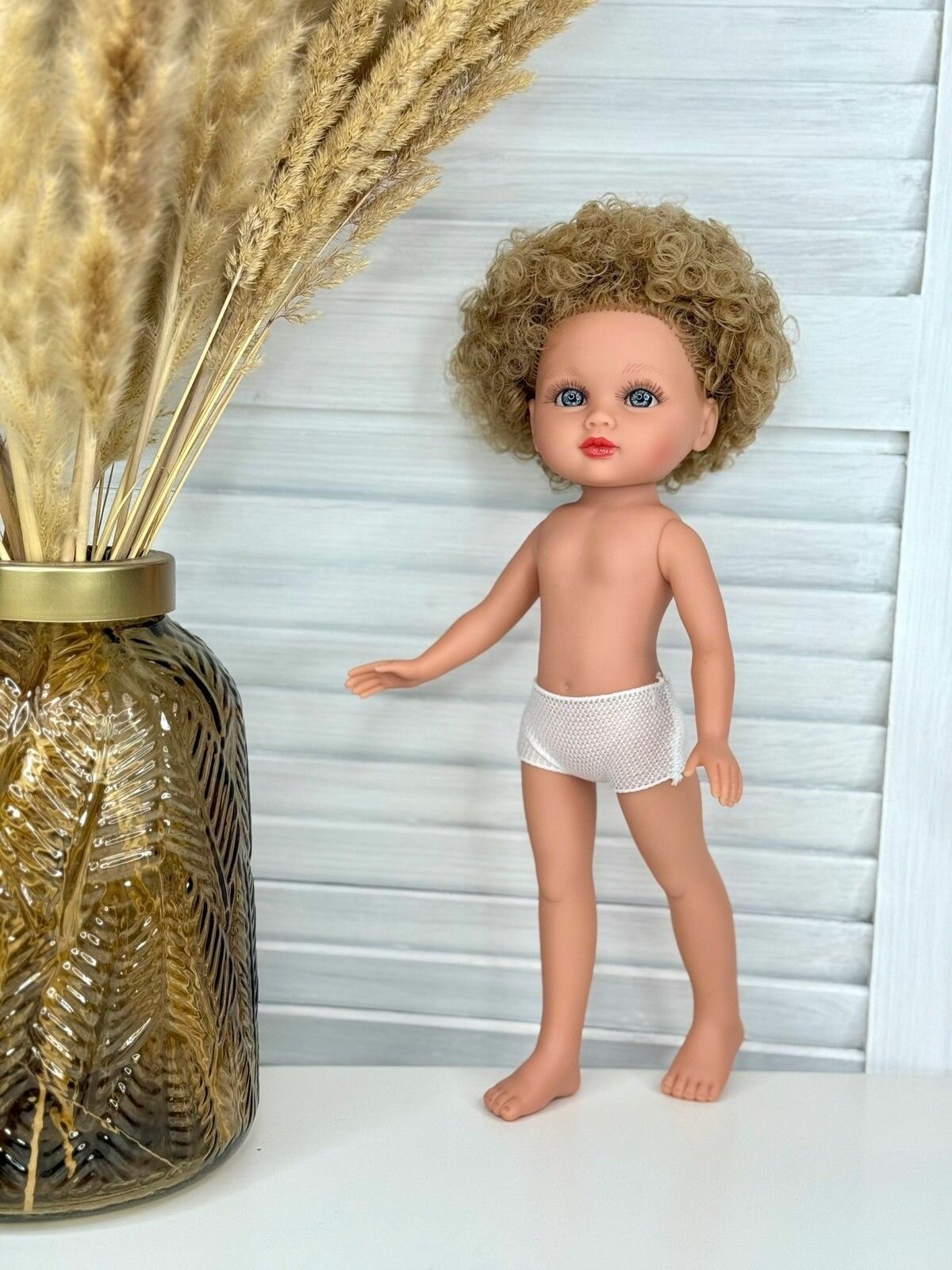 Кукла Manolo Dolls виниловая Sofia 32 см без одежды