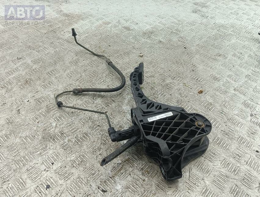 Цилиндр сцепления главный Volkswagen Passat B6