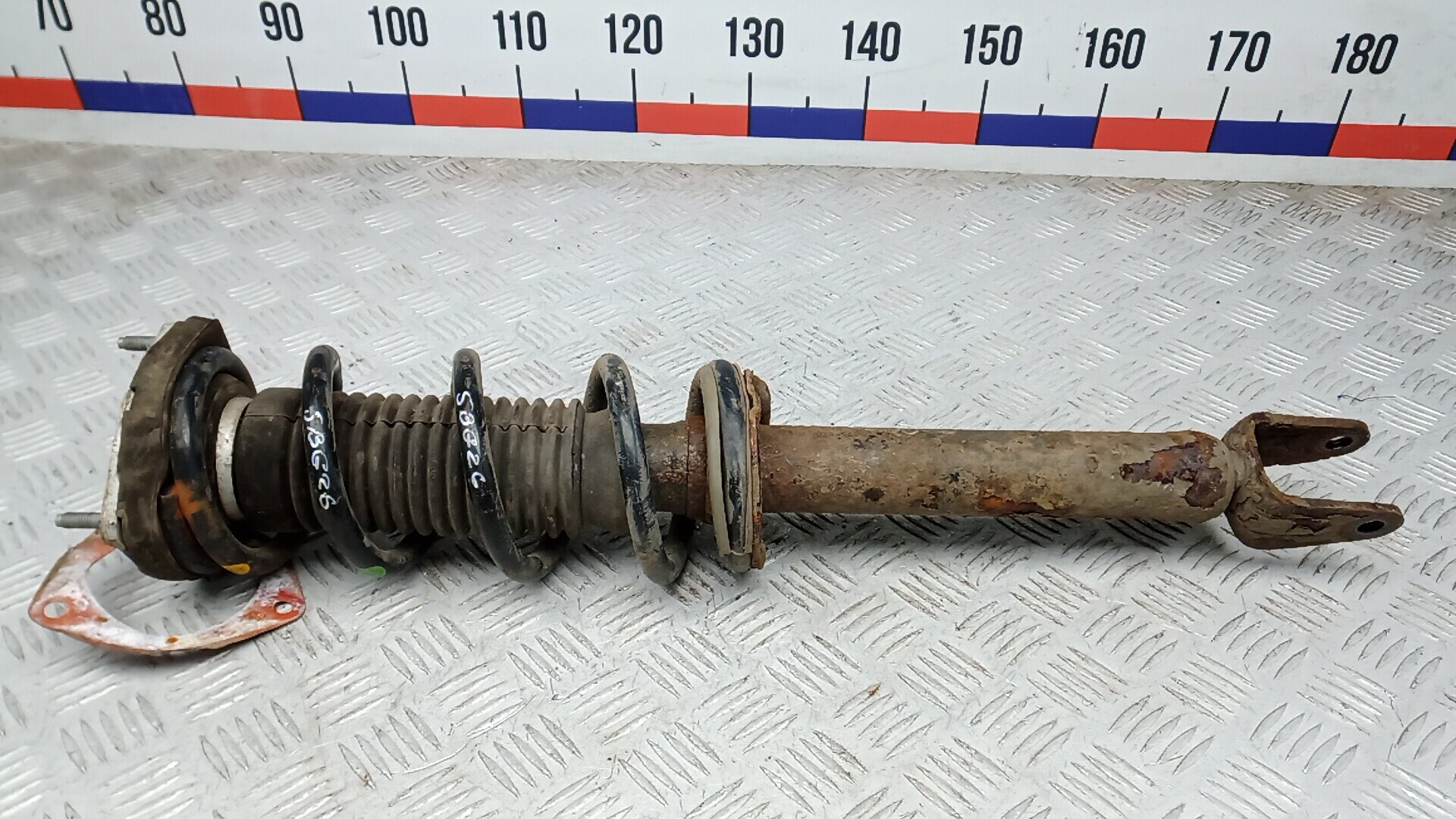 Стойка передняя левая INFINITI Q50, Номер E61104GD0B, 540104GC0A, 543201CA0D