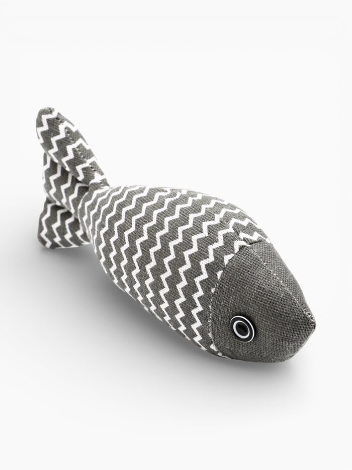 Игрушка для кошек "Рыба моей мечты" с кошачьей мятой, 21 см, серая