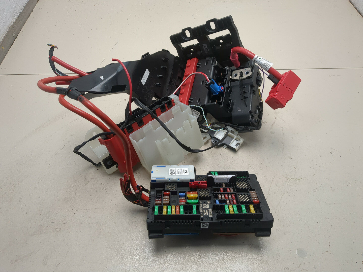 Блок предохранителей BMW 7 G11, G12 Б/У