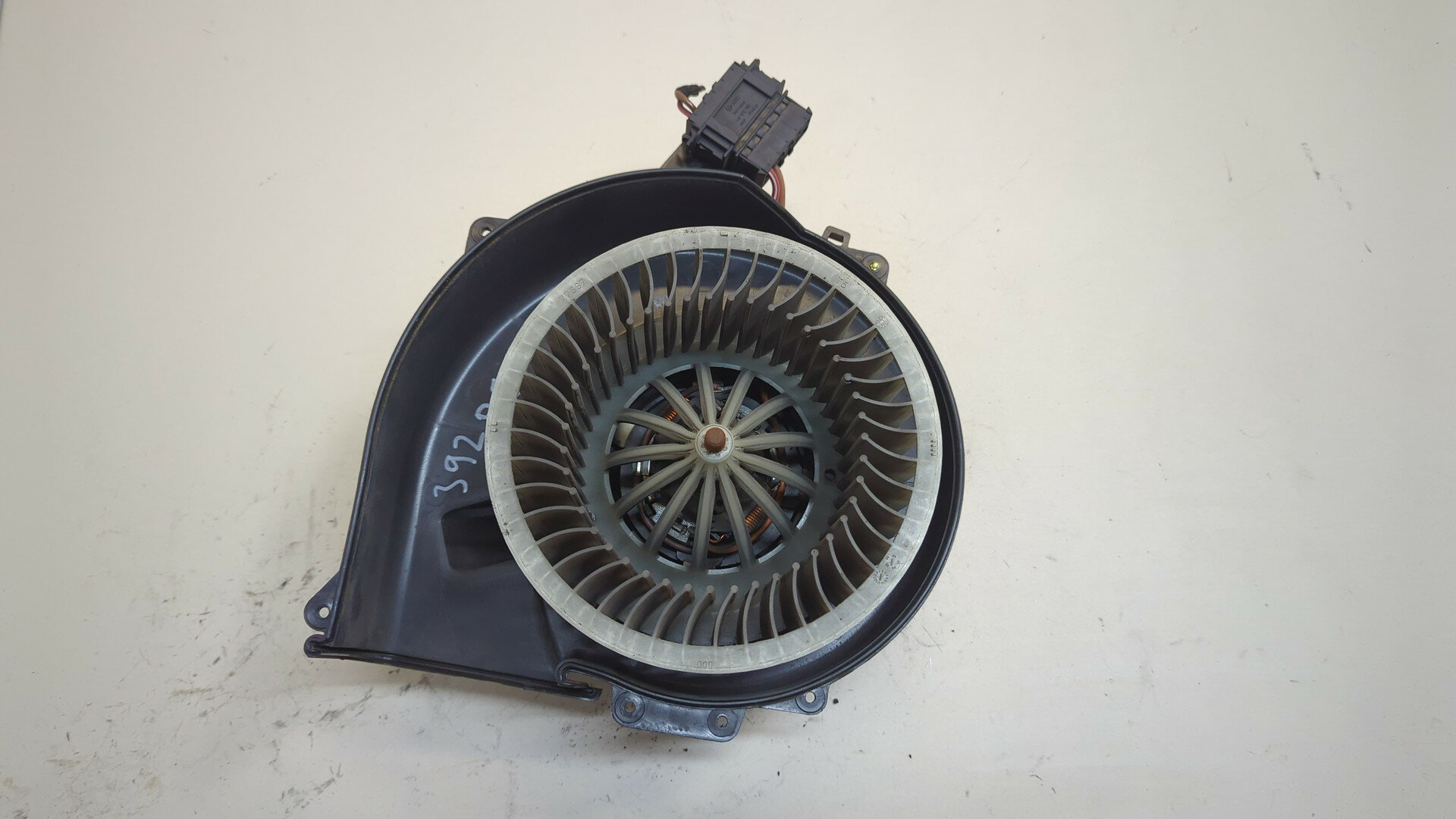 Двигатель отопителя (моторчик печки) Skoda Fabia Б/У