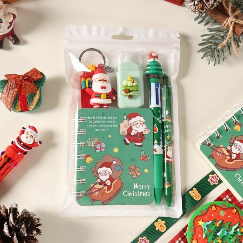 Рождественский подарок для школьников: набор канцелярии с праздничным дизайном для детей
