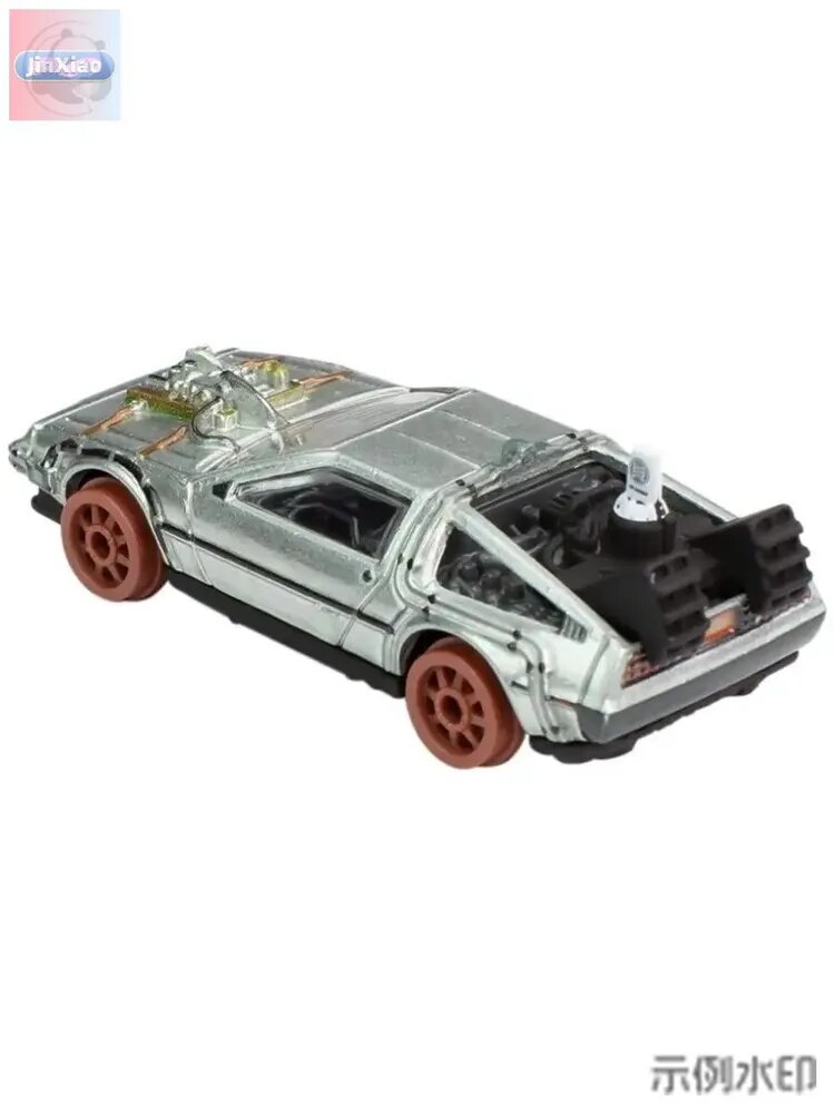 Игрушечная машинка Hot Wheels Back to the Future Time Machine - 1985 Масштаб 1/64 Металл — фото 1