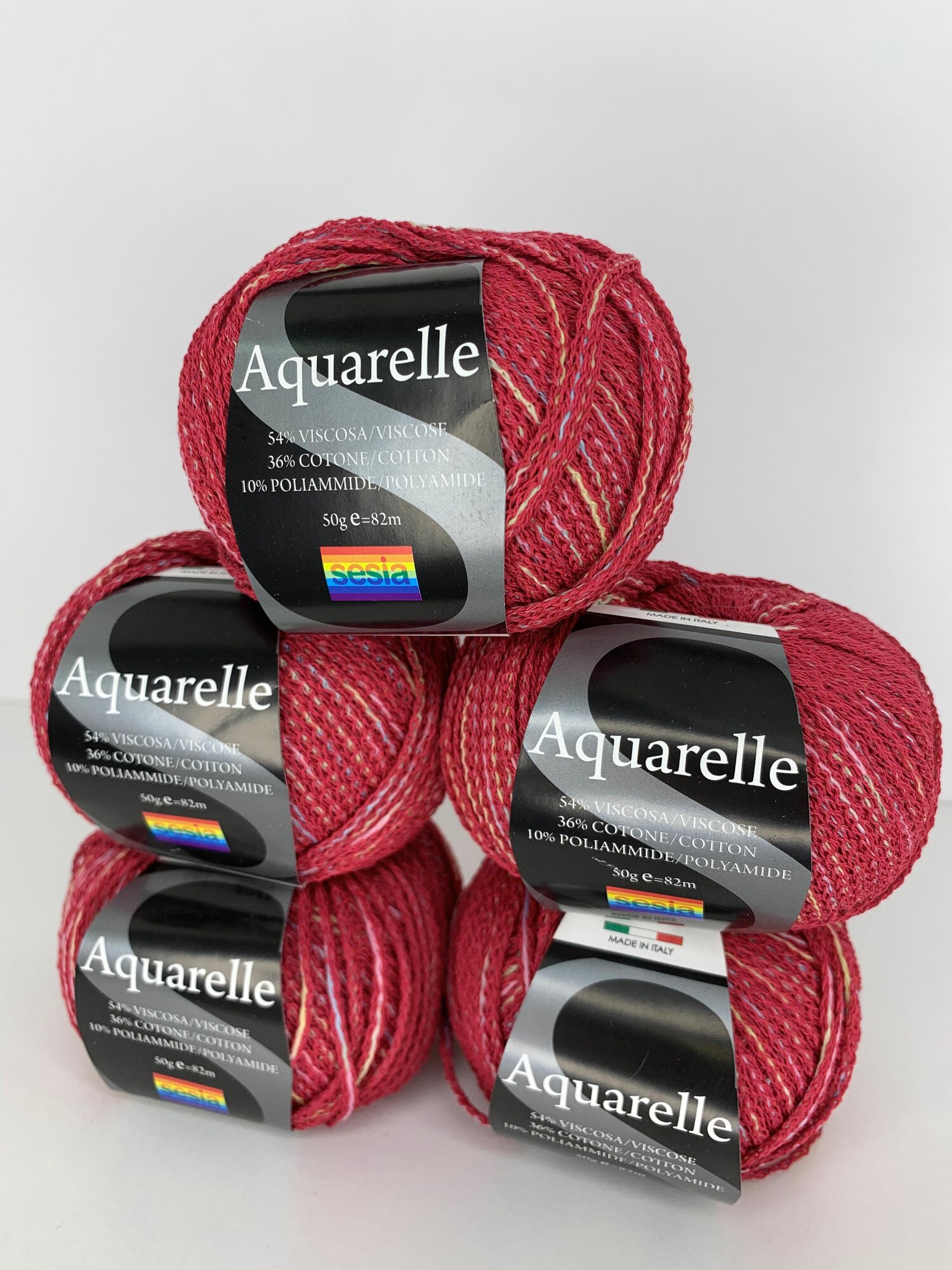 Aquarelle - Sesia; 54% вискоза, 36% хлопок, 10% п/а; 164м/100гр; col. 181, цвет: малиновый, вес 248гр (5 моточков); italyyarn