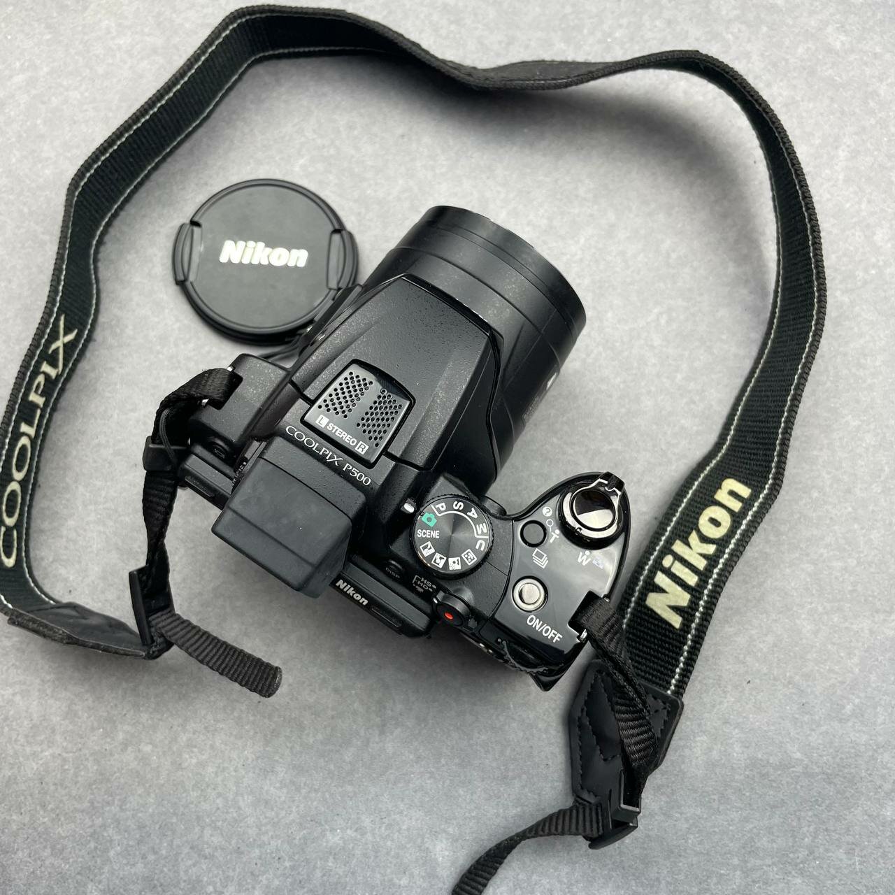 Цифровой компактный фотоаппарат Nikon Coolpix P500