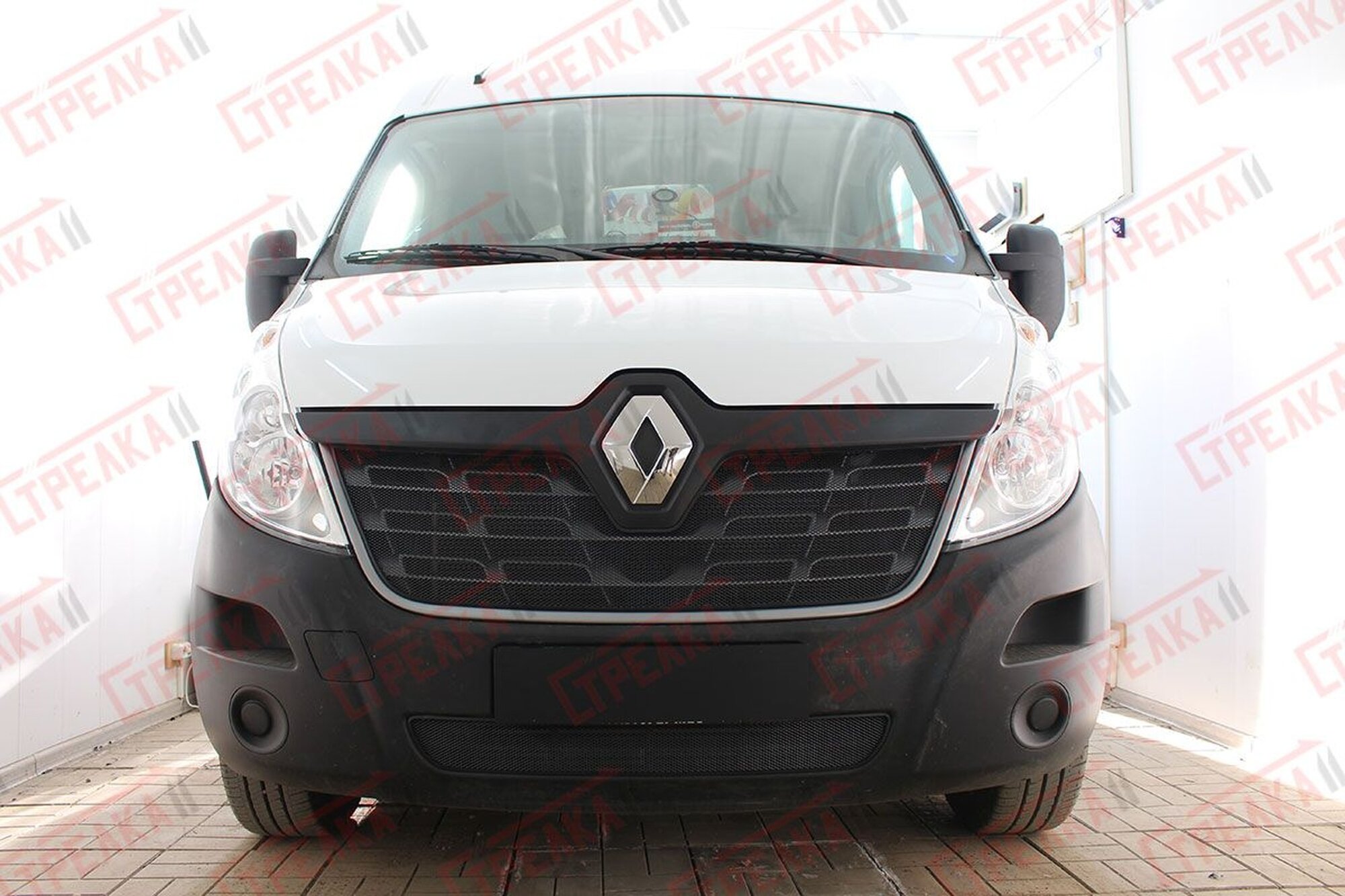 Защитная сетка радиатора с окантовкой и защелками для Renault MASTER 2014-2019, 2шт