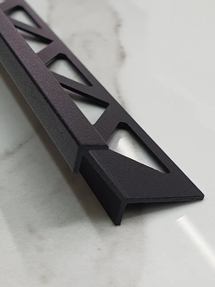 Профиль алюминиевый для плитки Y-образный (Мерседес) 10мм длина 2.7м Черный муар