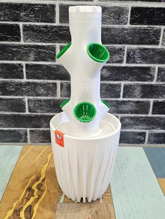 Гидропонная башня для выращивания растений