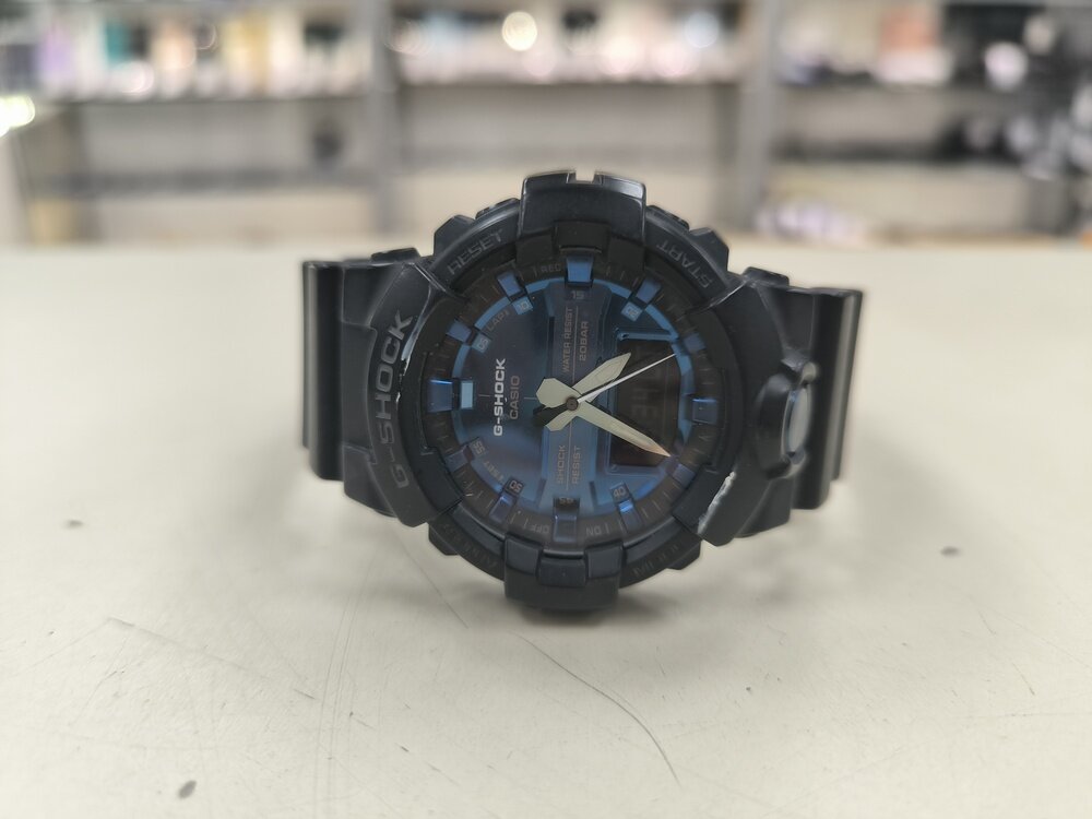 Наручные часы CASIO G-Shock GA-810MMB-1A2, мужские, кварцевые, WR20 уценка (Б/У)