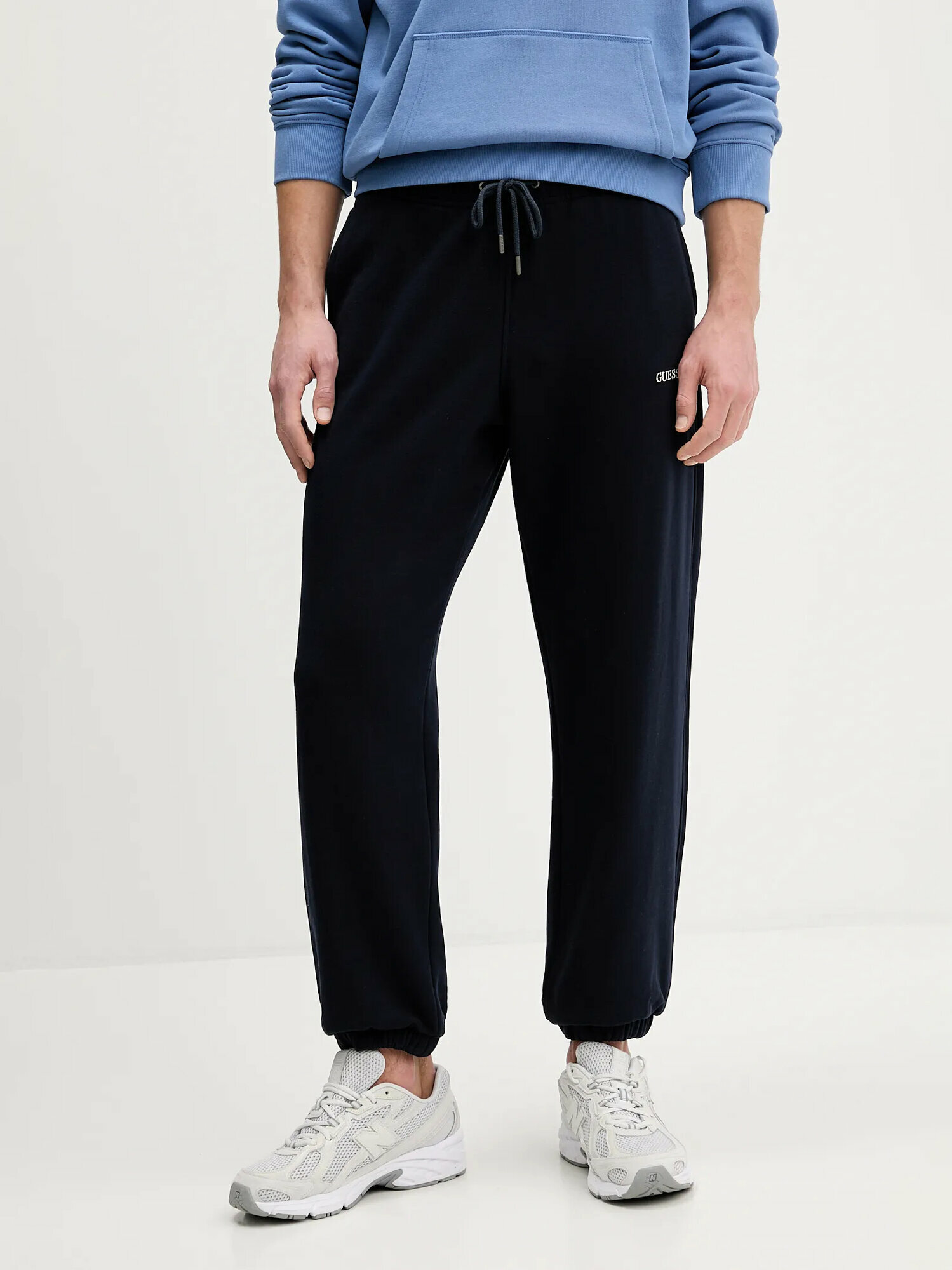 Брюки джоггеры GUESS JEANS GJ REG LOGO EMBRO JOGGER