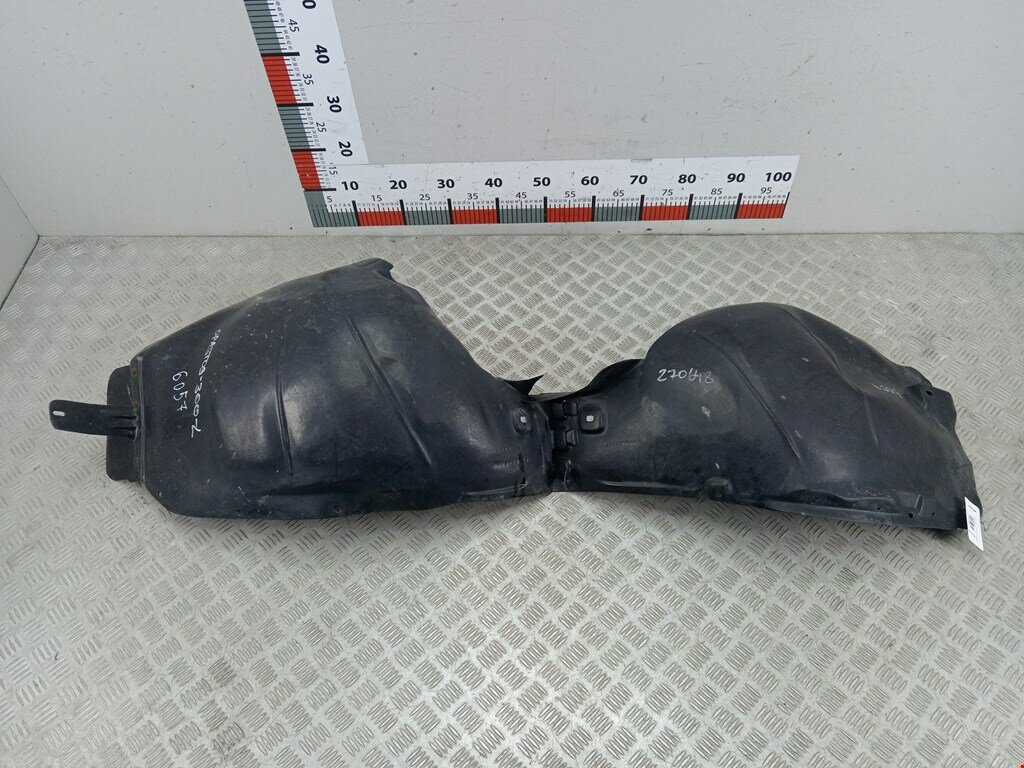 Подкрылок (защита крыла) передний левый Opel Astra J 13354313 арт. 2233635