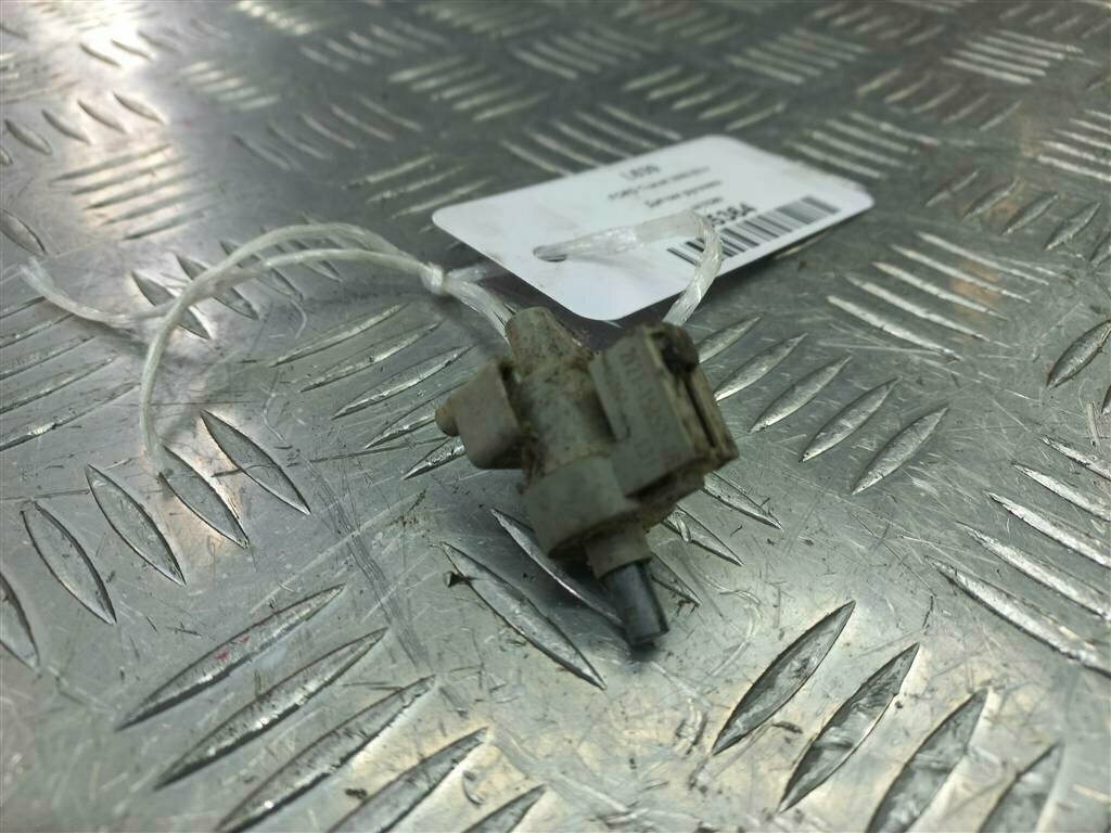 Датчик ручника Б/У для FORD Transit VII (2006—2014) 4417900