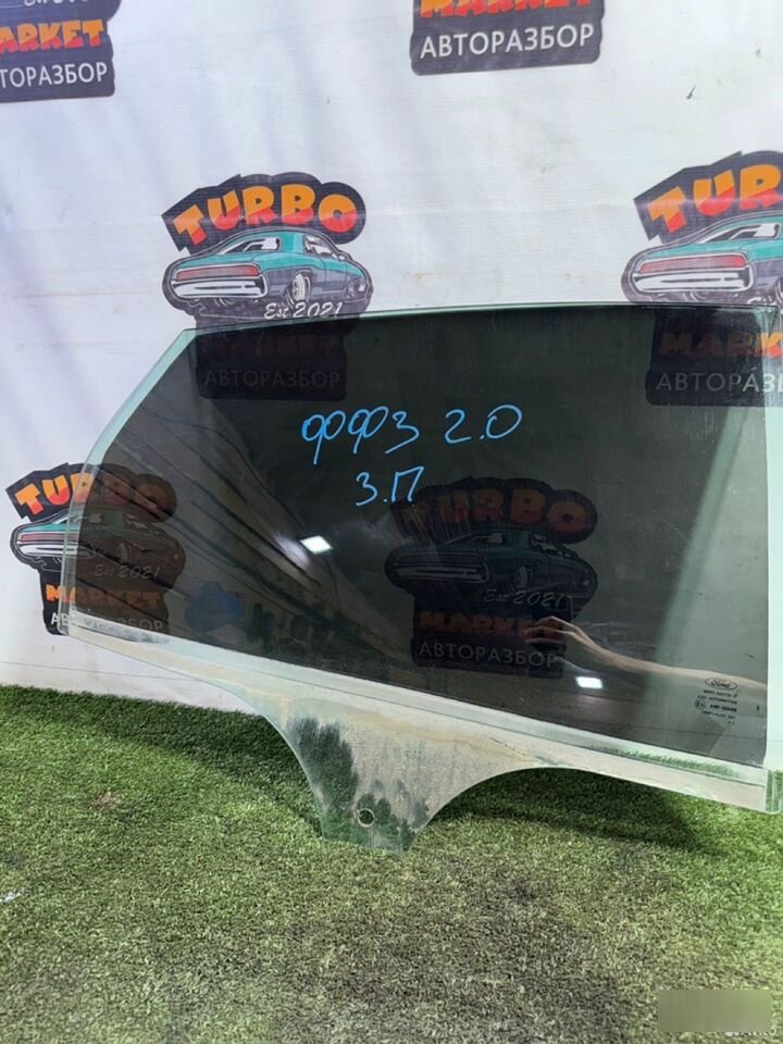 Стекло двери заднее правое Ford Focus 3 2011-2015