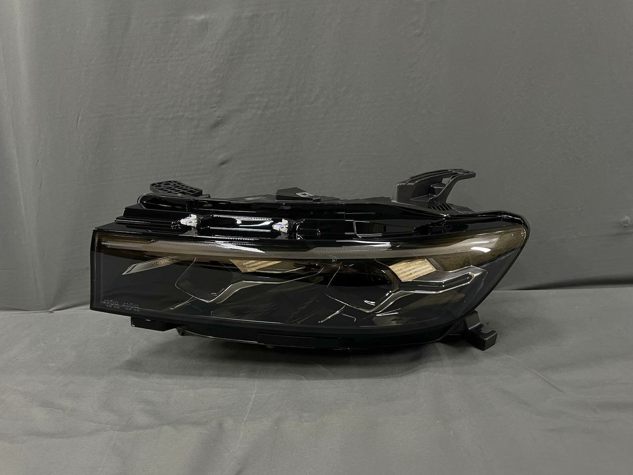 Фара левая Voyah Free