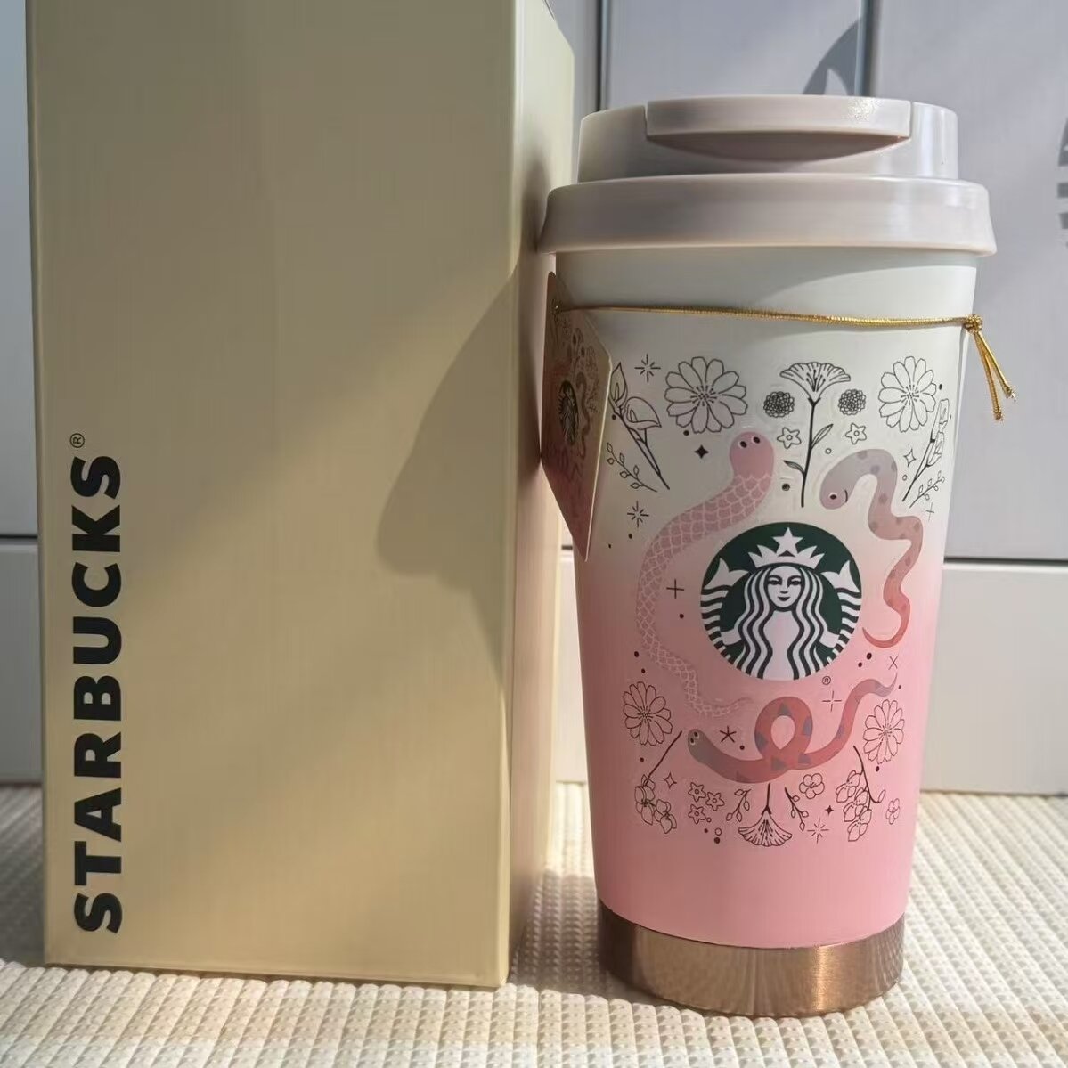 Starbucks Термокружка розовая богиня, 350-500 мл