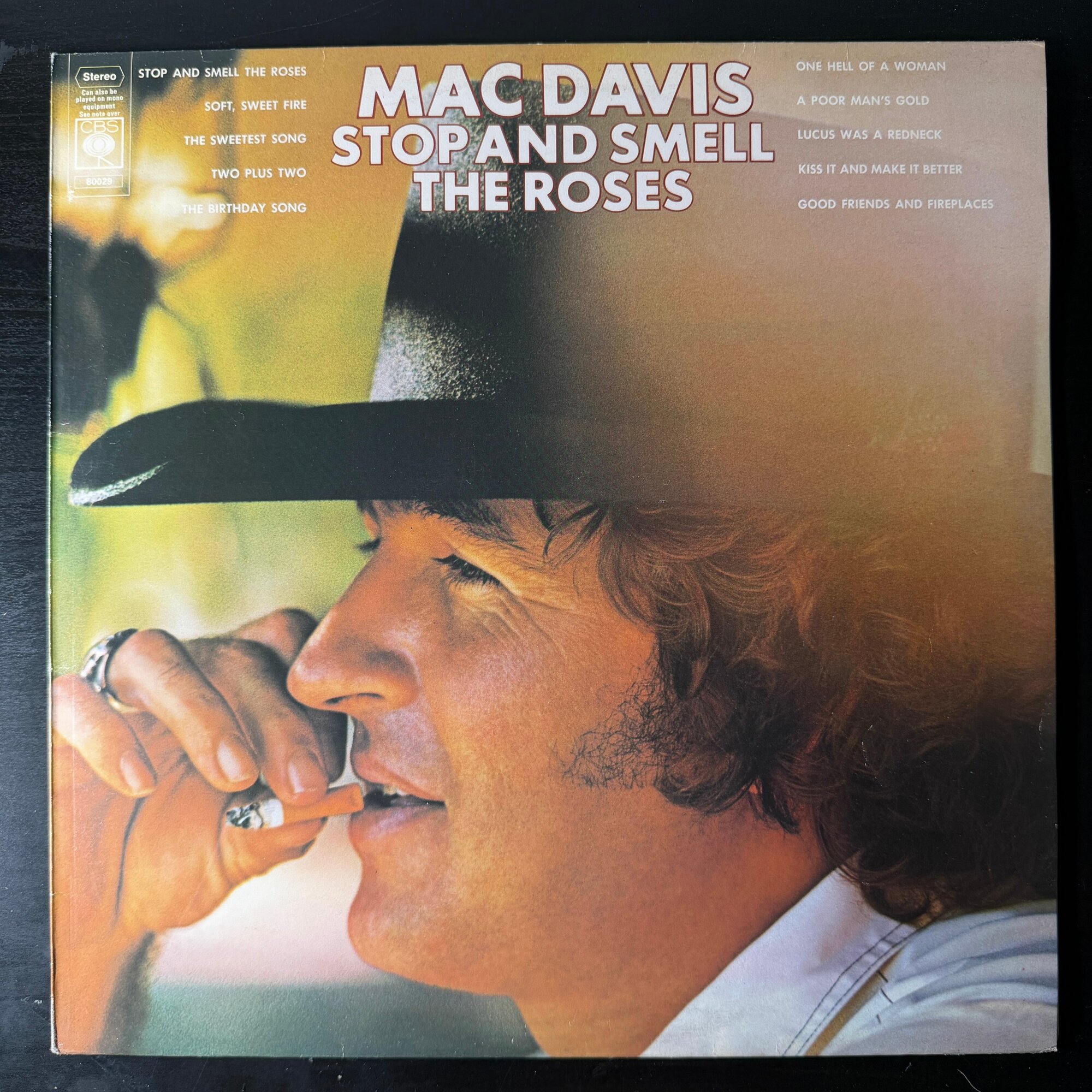 Виниловая пластинка Mac Davis - Stop And Smell The Roses (Англия 1974г.)