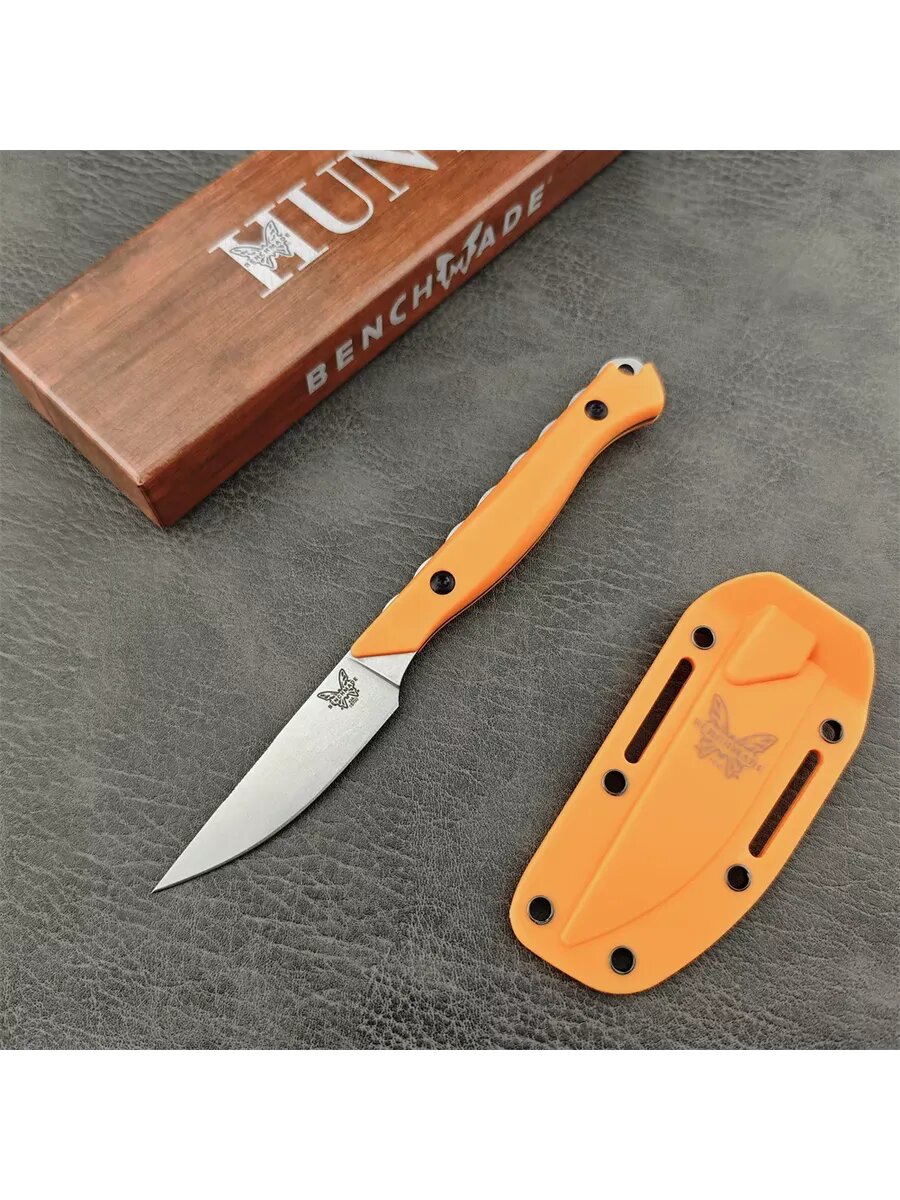 Прямой нож с ножнами Benchmade 15700