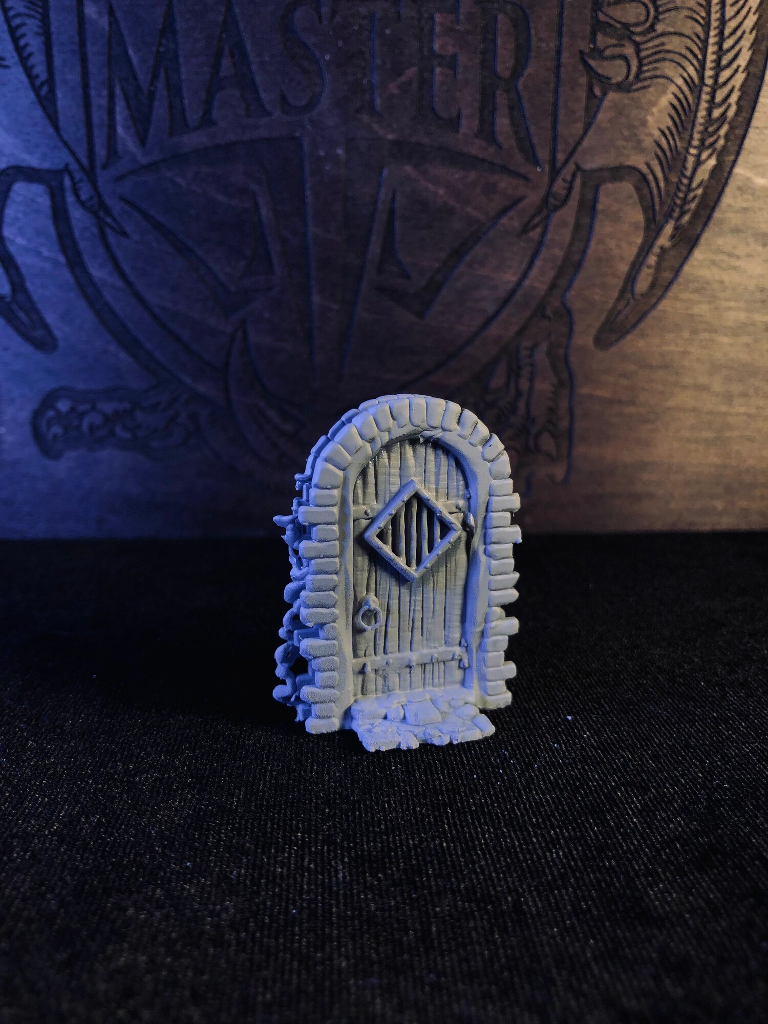 Загадочная дверь - Террейн - Миниатюра для настольных игр DnD, ДнД, Dungeons & Dragons, Pathfinder.