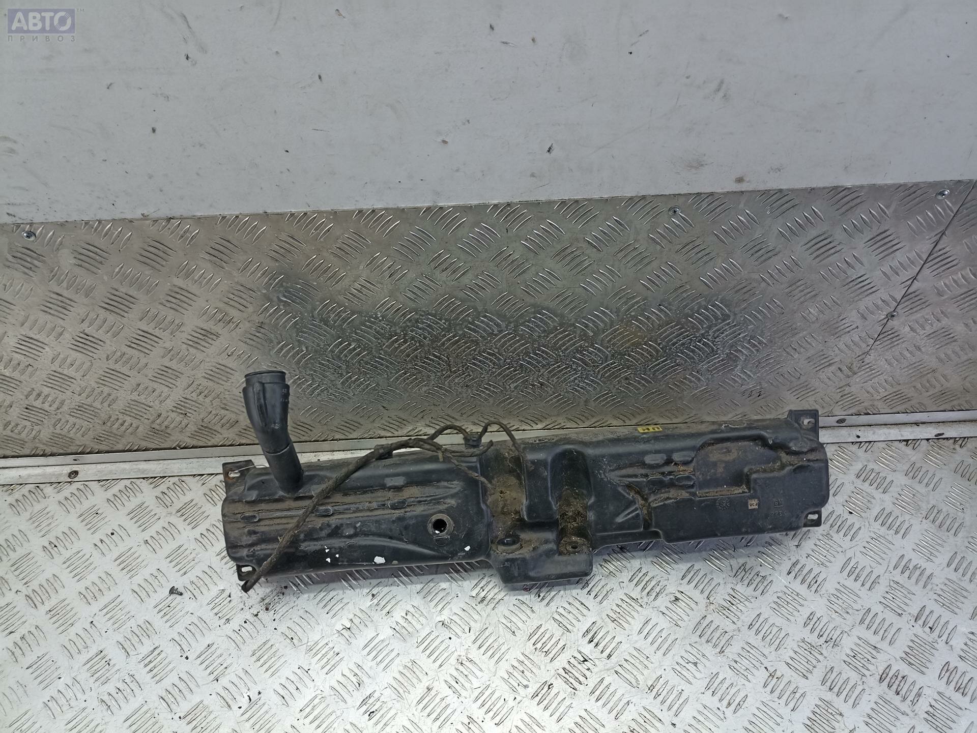 Бачок омывателя Opel Omega B (1994-2003)