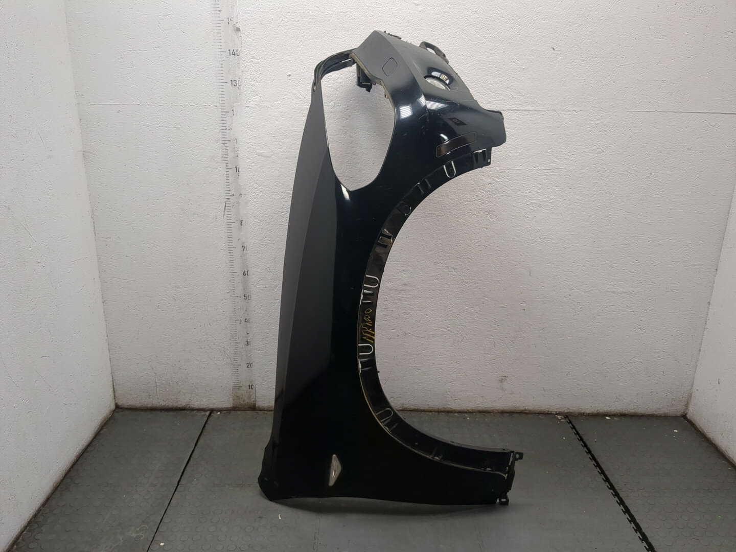 Крыло правое переднее BMW X5 E70 Б/У