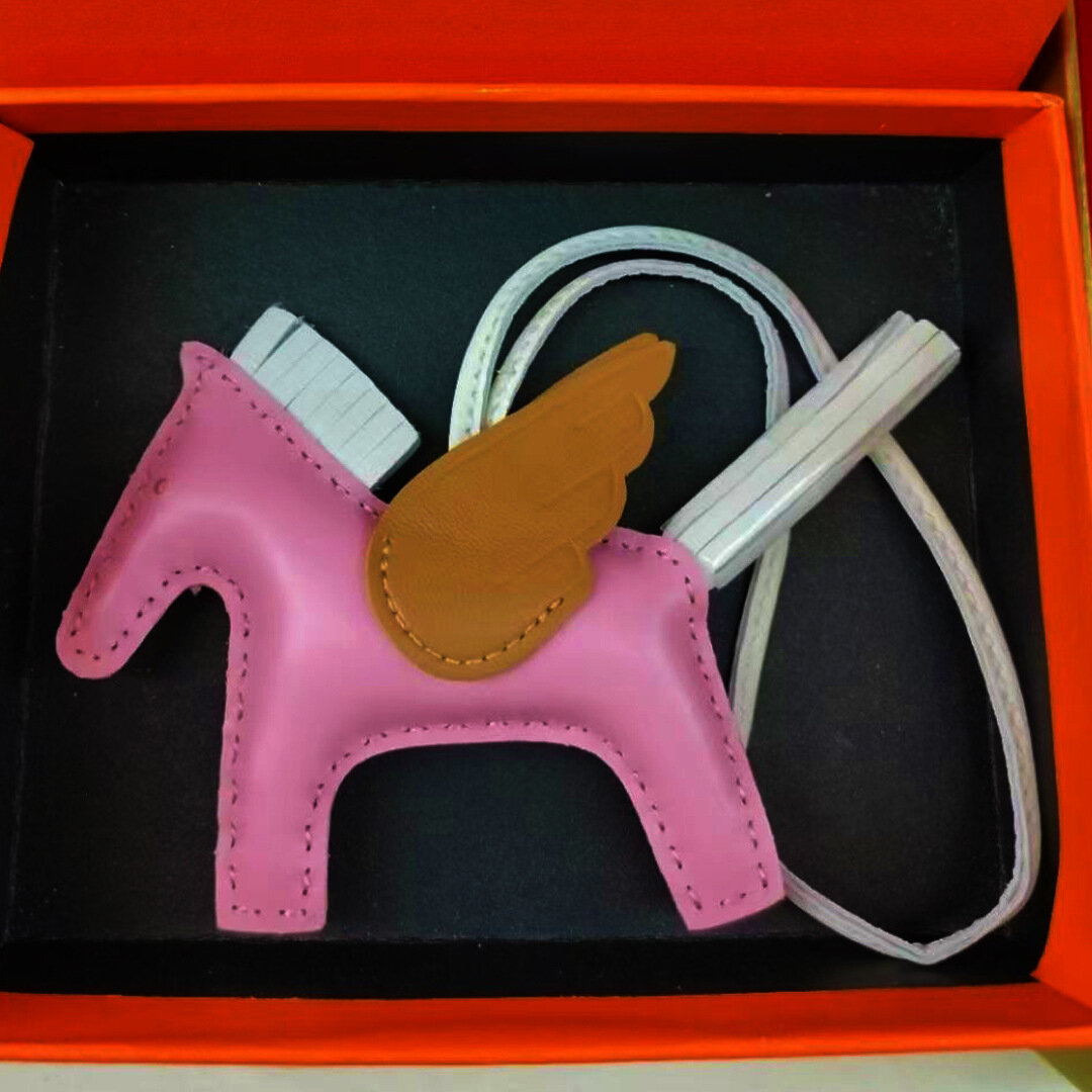 Аксессуары Подвеска из овчины Пони Натуральная кожа Ангел Пегас Аксессуары для сумок Брелок Кисточка Автомобильное украшение для женщин